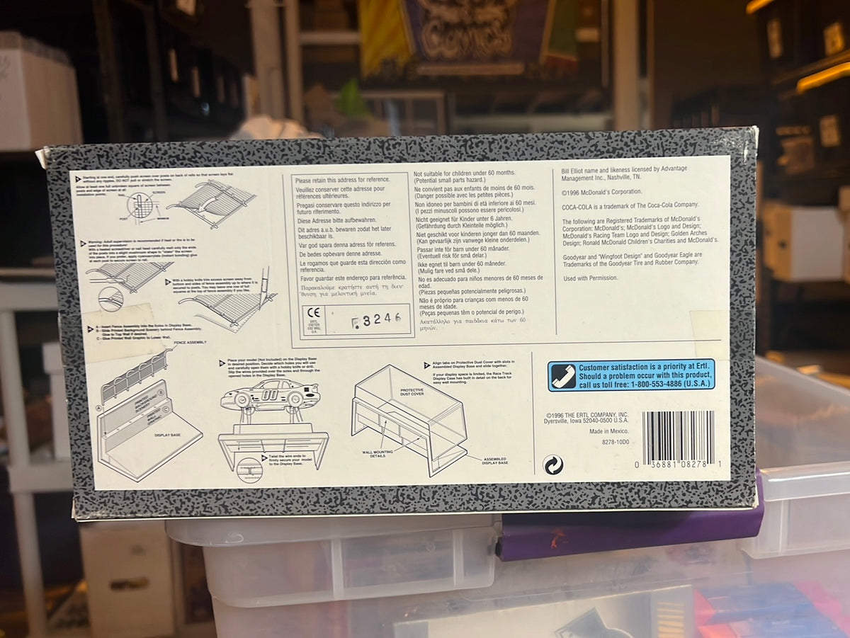 AMT / ERTL Prestige Racetrack Diorama Display Case Trailer MISB 1:25 S ...